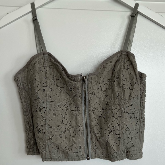 Talula | Tops | Aritzia Talula Crop Top | Poshmark